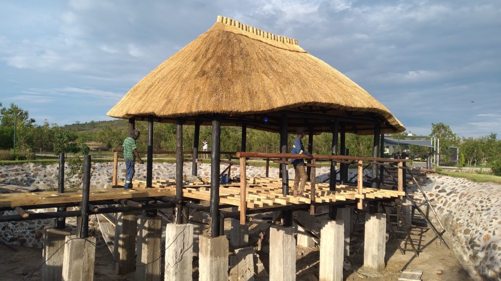 Suskwe Lodge – Devon Thatchers